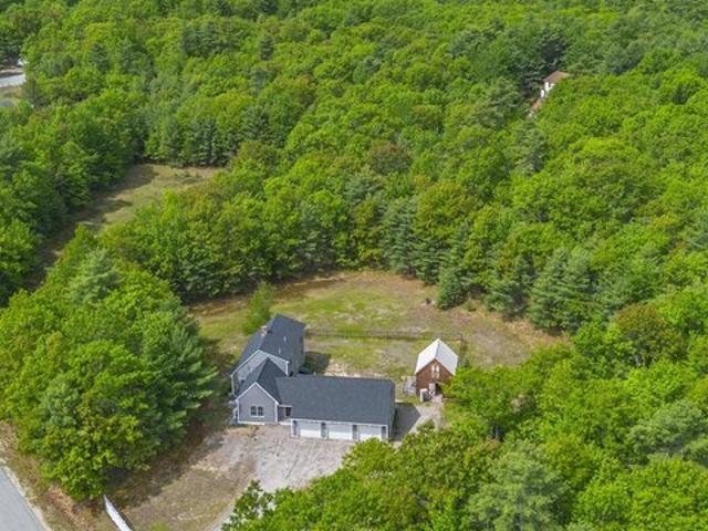12 Fair Wind Dr, Standish, ME 04085