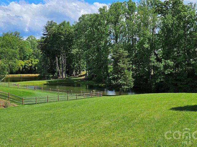 12 Farm Pond Lane
