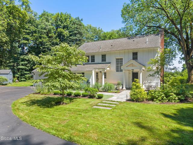 12 Fiddlers Lane
