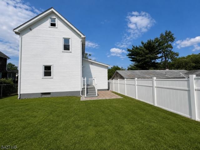 12 Ford Ave