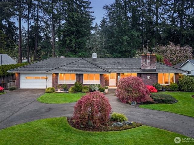 12 Forest Glen Ln SW, Lakewood, WA 98498