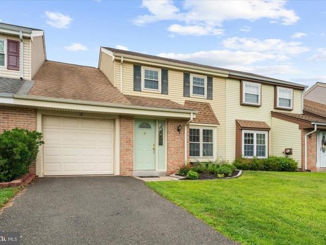 12 Forrester Rd, Horsham, PA 19044