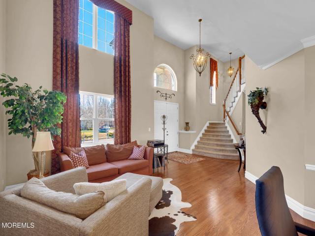 12 Fox Hollow Drive