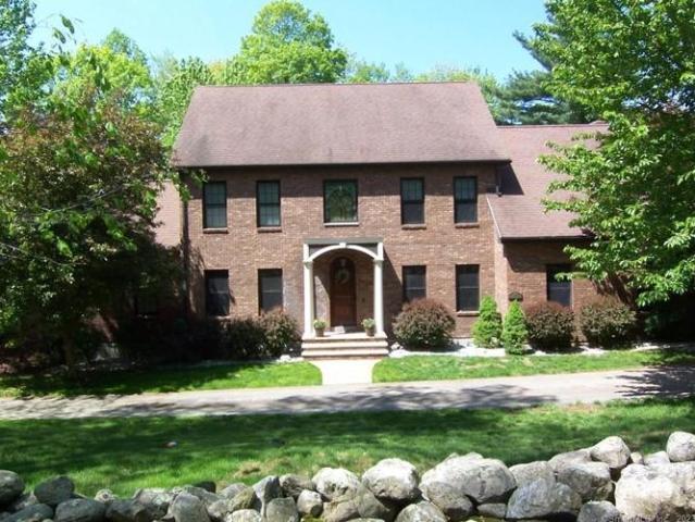 12 Flannery Row, East Hampton, CT 06424