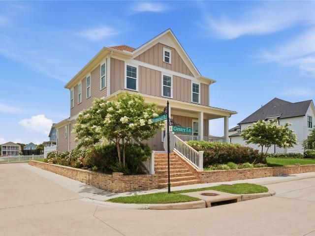 12 Gentry Lane