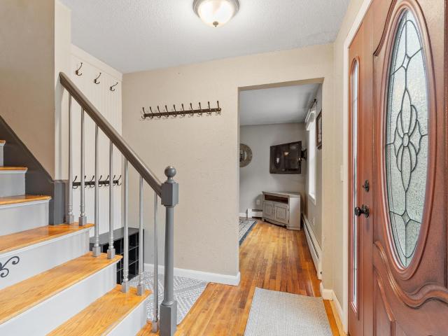 12 Glance Road