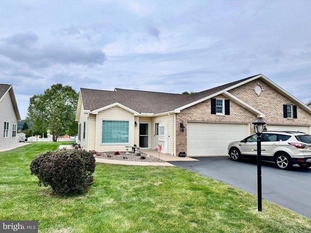 12 Grayson View Ct, Selinsgrove, PA 17870