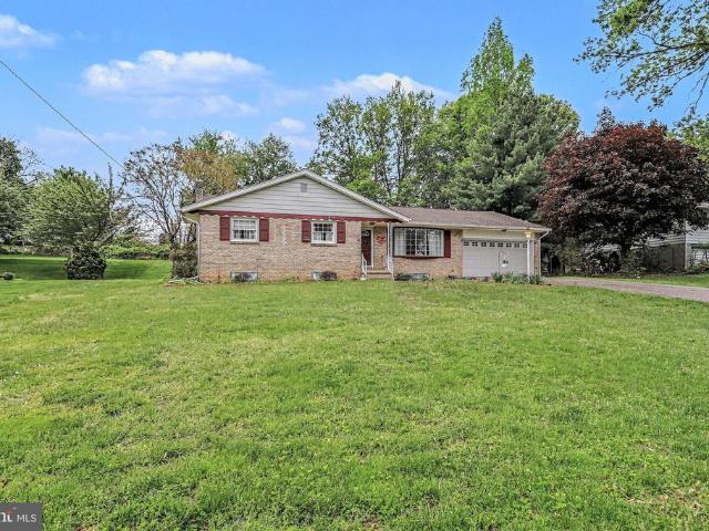 12 Greenbriar Drive