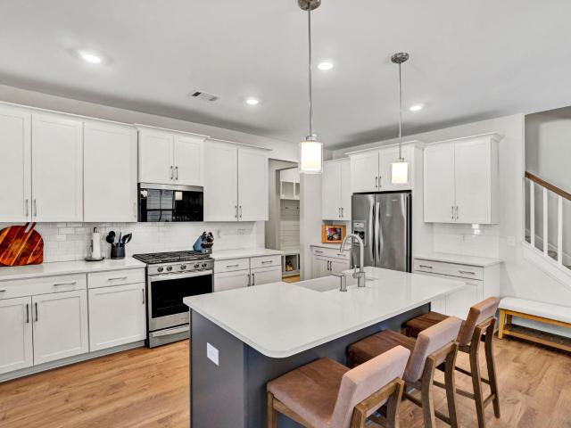 12 Gressette Place