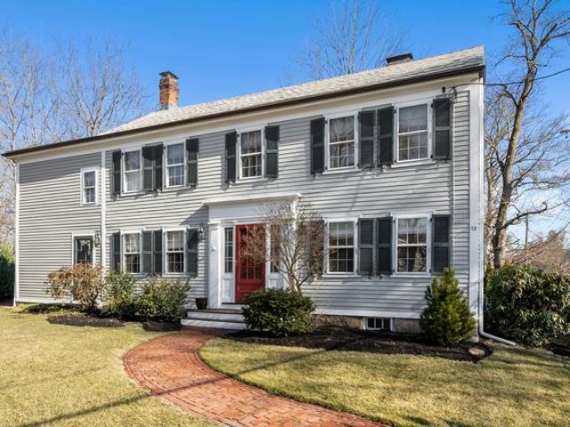 12 Hancock St, Lexington, MA 02420