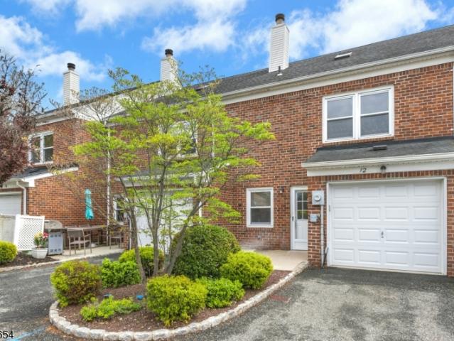 12 Harwich Ct