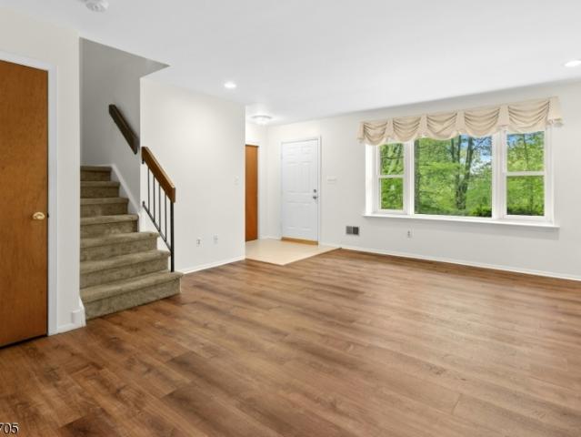 12 Harwich Ct