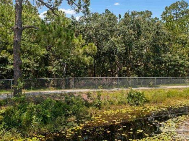 12 Harbour Oaks Dr, Milton, FL 32583 | MLS #665373