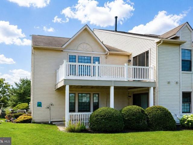 12 Harrogate Ct, Sewell, NJ 08080