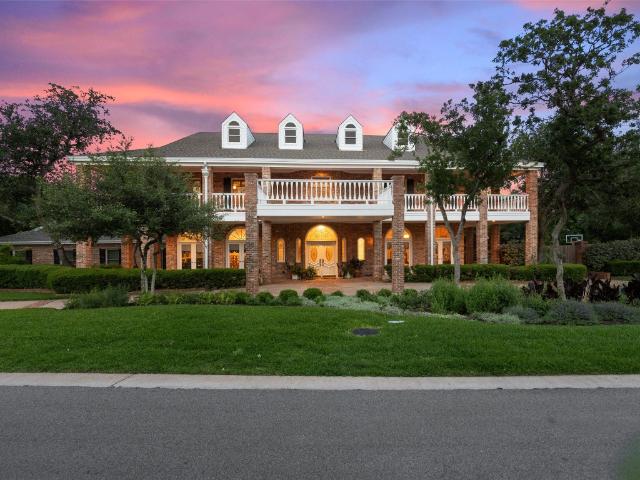 12 Hedge Ln, Austin, TX 78746 | MLS #7685