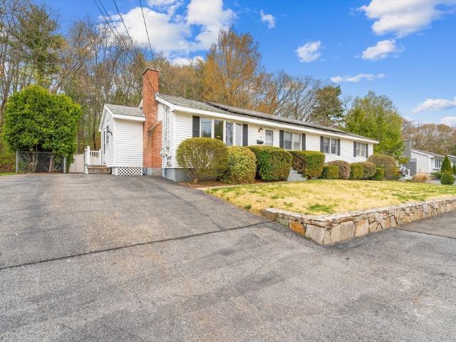 12 Helen Dr, Marlborough, MA 01752 | MLS #73507 | Compass