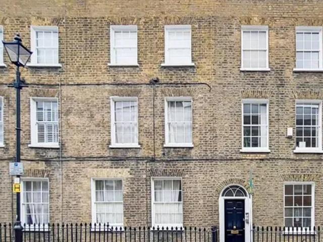 12 Hermit Street, Angel, London, EC1V 7NR, United Kingdom | 2 bed apartment for rent #136165525 | Rentberry
