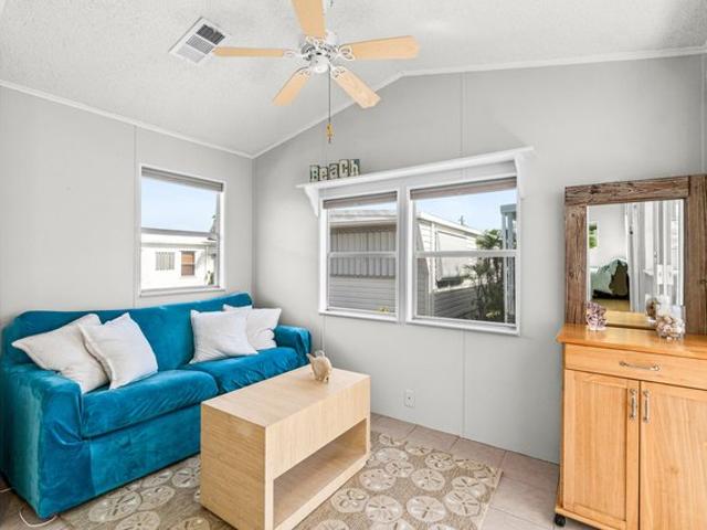 12 Hibiscus Dr Unit H, Briny Breezes, FL 33435