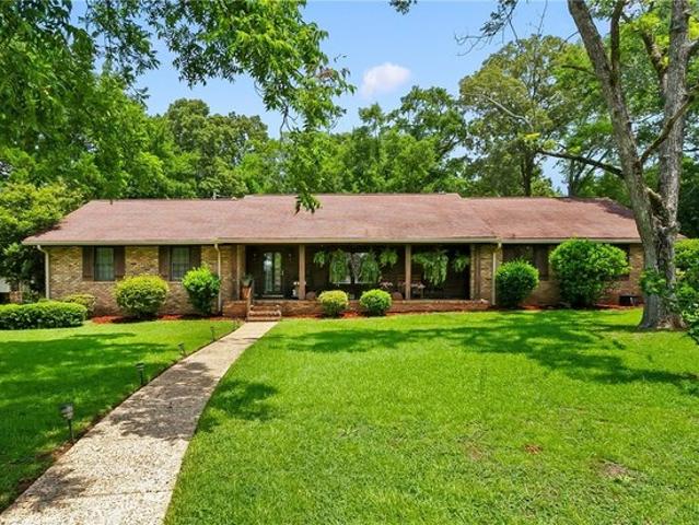 12 Hickory Hill Dr, Tuscaloosa, AL 35404
