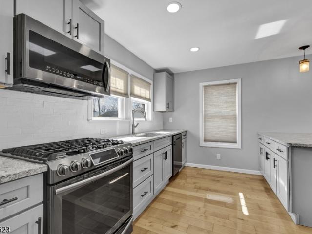 12 Highview Ave