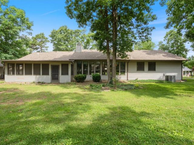12 Hillcrest Drive