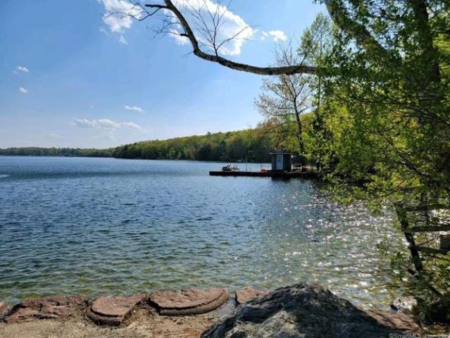 12 Hilltop Rd, New Hartford, CT 06057