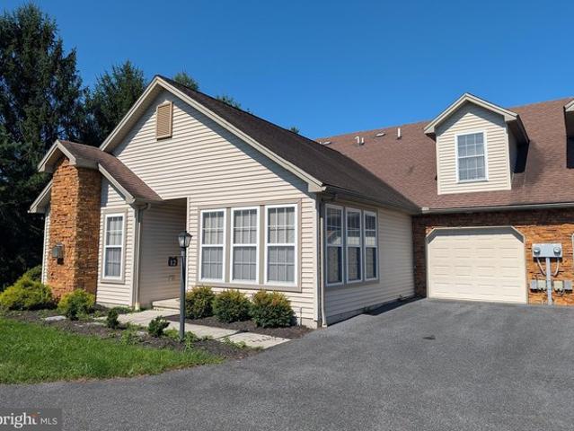 12 Hillview Ct, Fairfield, PA 17320