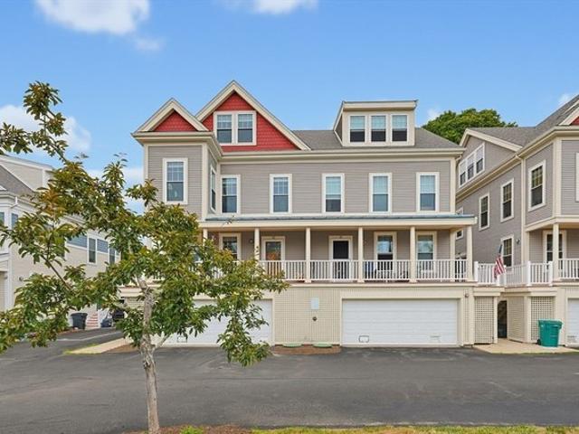 12 Honora Ln Unit 12, Bourne, MA 02532
