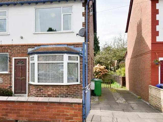 12 Holcombe Road, Manchester, M14 6QX, United Kingdom | 3 bed duplex for rent #117574519 | Rentberry