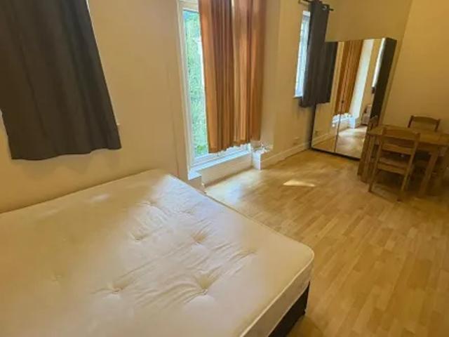 12 Howley Place, London, W2 1XA, United Kingdom | 1 bed apartment for rent #167386669 | Rentberry