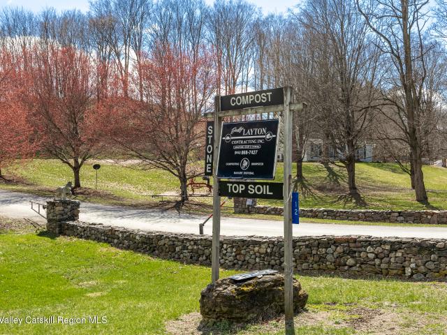12 Hunns Lake Rd, Stanfordville, NY 12581 | MLS #20261