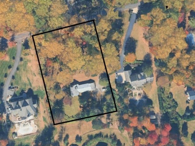 12 Jessica Ln