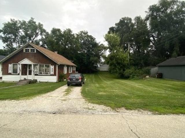 12 Jessie St, Joliet, IL 60433