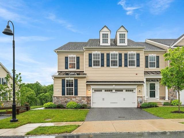 12 Kaila Ct, Media, PA 19063