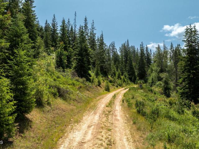 12 Kingston Way, Kingston, ID 83839 | MLS #25 41 | Compass