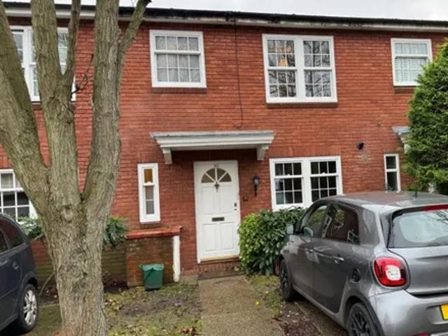 12 Langham Place, London, W4 2QL, United Kingdom | 3 bed house for rent #154571699 | Rentberry