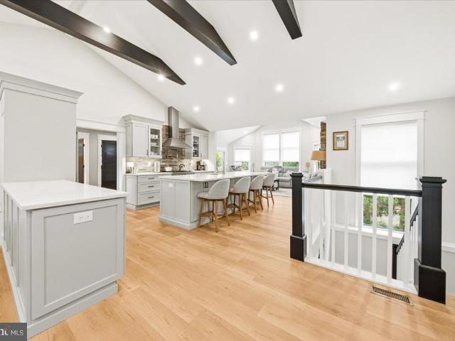 12 Lafayette Avenue