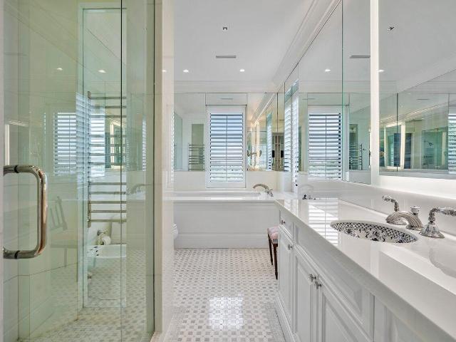 12 Lagomar Rd, Palm Beach, FL 33480 | MLS #R11144