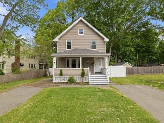 12 Lakeview Ave, Reading, MA 01867