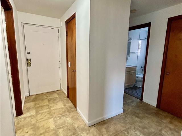 12 Latona Ct, Unit 4, Buffalo, NY 14220 | MLS #B1667