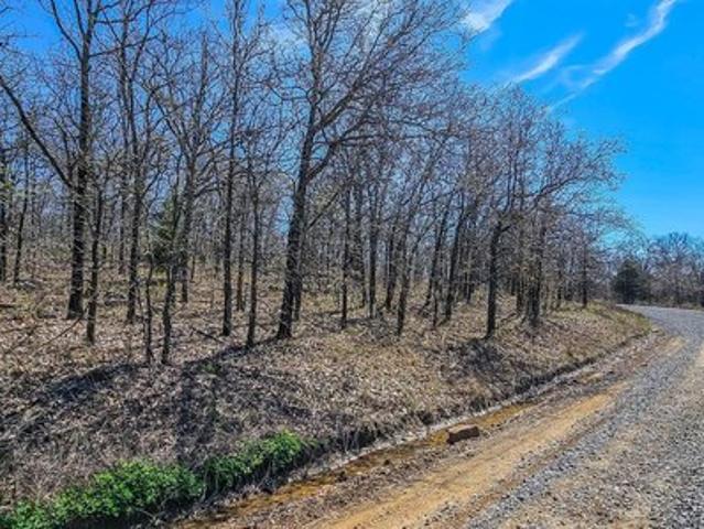 12 Lenna Rd, Eufaula, OK 74432
