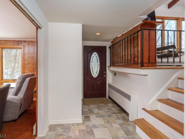 12 Ledgewood Ter, Kinnelon, NJ 07405 | MLS #4010 | Compass