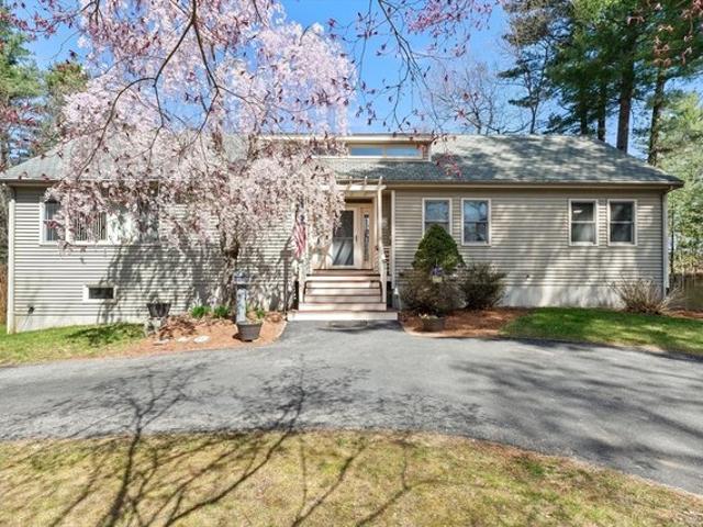 12 Lincoln Rd, Billerica, MA 01821