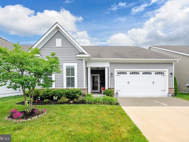 12 Links Dr, Bridgeville, DE 19933