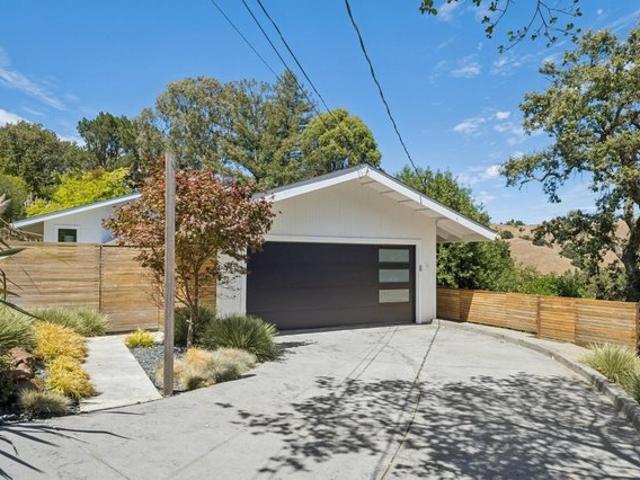 12 Longwood Dr, San Rafael, CA 94901