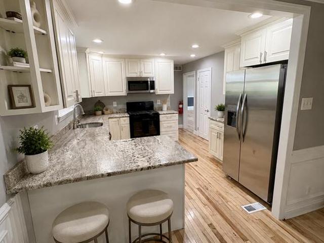 12 Longwood Drive