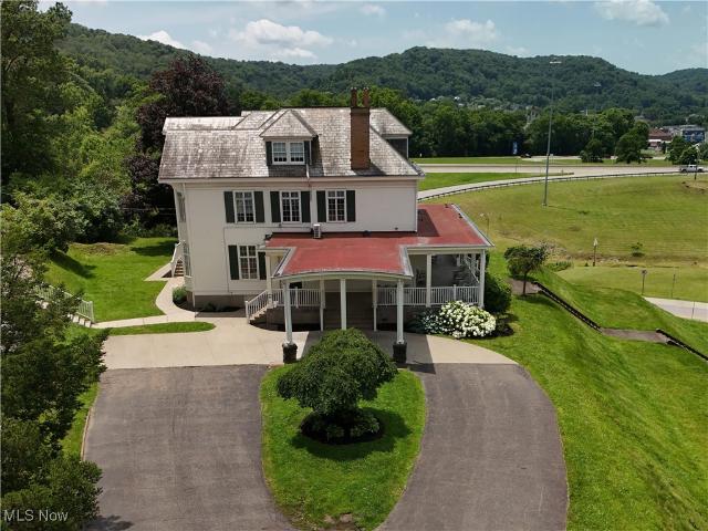 12 Lotus Ave