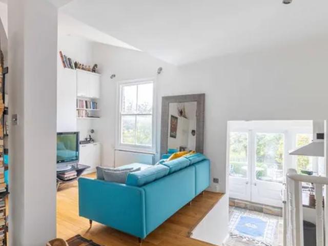 12 Lots Road, London, SW10 0QF, United Kingdom | 2 bed house for rent #167452246 | Rentberry