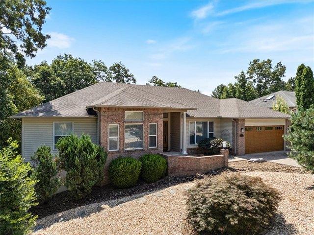 12 McKenzie Dr, Bella Vista, AR 72715