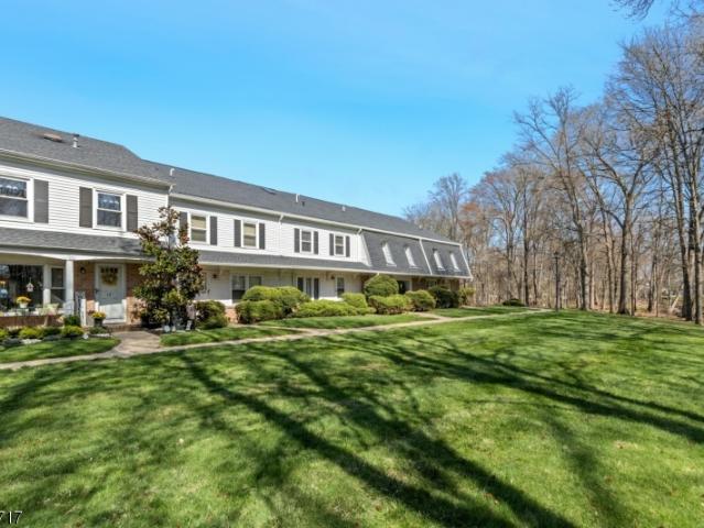 12 Maddaket Ct, Scotch Plains, NJ 07076 | MLS #4020